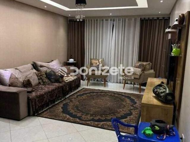 Sobrado Residencial 3 Suítes com 4 Vagas e Churrasqueira – Parque das Nações, Santo André