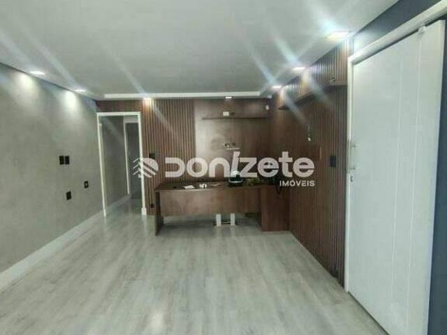 Sobrado Residencial 3 Suítes com 5 Vagas em Jardim, Santo André – Financia