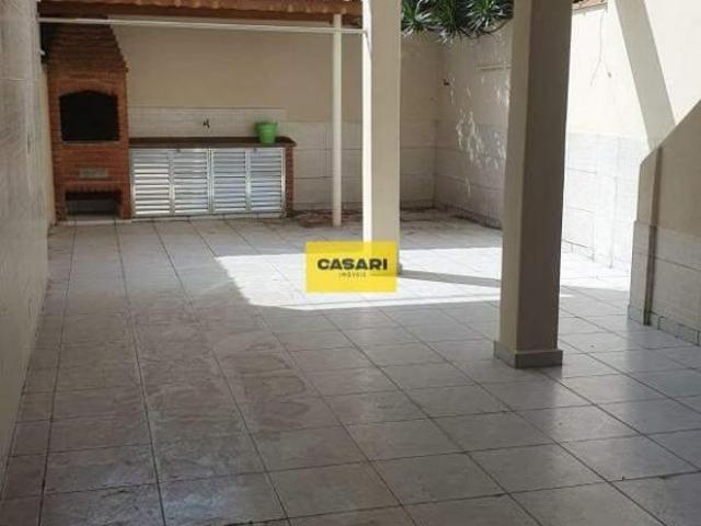Sobrado Residencial 3 Quartos, 1 suite com Churrasqueira e Financiamento em Camp