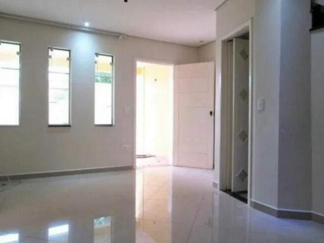 Sobrado residencial 3 quartos com 1 suíte, 2 vagas, Financiamento aceito – Parque das Nações, Santo