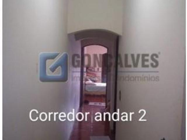 Sobrado Residencial 3 Quartos com 2 Vagas em Jardim Las Vegas, Santo André – R$ 530.000