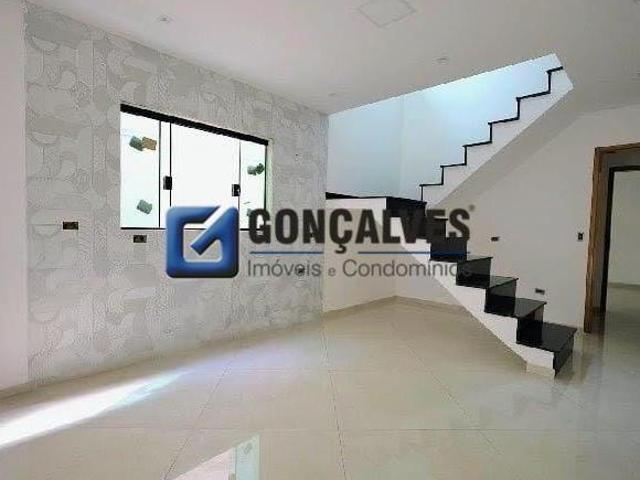 Sobrado Residencial 3 Quartos/3 Suítes no Campestre Aceita Permuta — 174 m² | Santo André