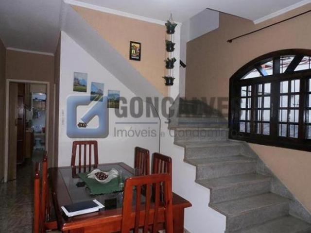 Sobrado Residencial 4 Dormitórios com 3 Vagas em Assunção, SBCampo – R$ 685.000