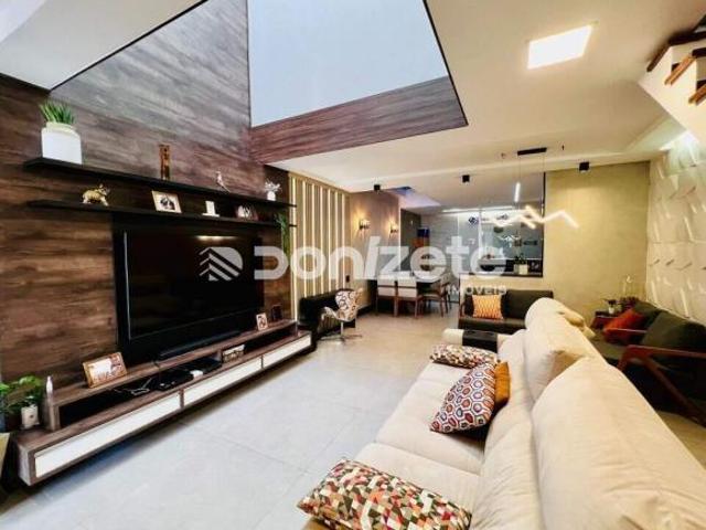 Sobrado Residencial 4 Dorms 3 suítes na Vila Alpina, Santo André – Aceita Financiamento