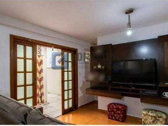 Sobrado Residencial 4 Quartos com 3 Vagas em Baeta Neves, São Bernardo do Campo