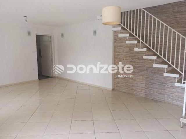 Sobrado Residencial 4 Quartos com 3 Suítes no Campestre, Santo André – Aceita Financiamento