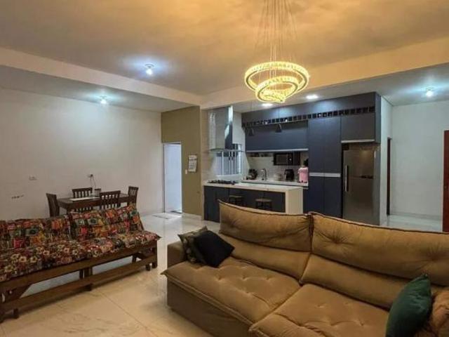 Sobrado Residencial 4 Quartos com 2 Vagas em Vila Alzira, Santo André | R$ 899.999,99