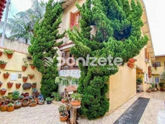 Sobrado Residencial 4 Quartos com 2 Suítes em Jardim Bela Vista, Santo André – Financiamento Aceito