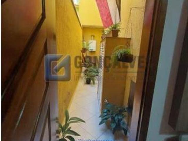 Sobrado Residencial 4 Quartos em Santa Terezinha, São Bernardo do Campo – 2 Vagas
