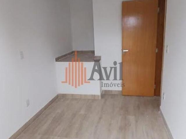 Sobrado Residencial 68m²com 2 quartos, 1 suíte à Venda na Vila Ré