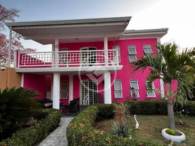 SOBRADO ROSA PROXÍMO A ARENA PANTANAL