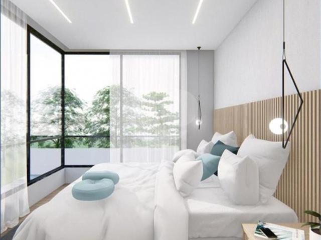 Sobrado Santa Cândida 3 Dormitórios 3 Suítes 3 Vagas Novo Área Útil: 189 m²