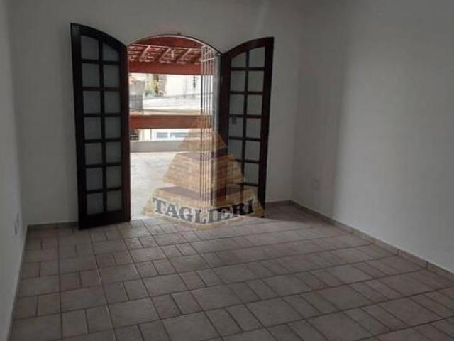 Sobrado semi geminado,3 dormiórios,1suite, com edicula,2vagas cobertas