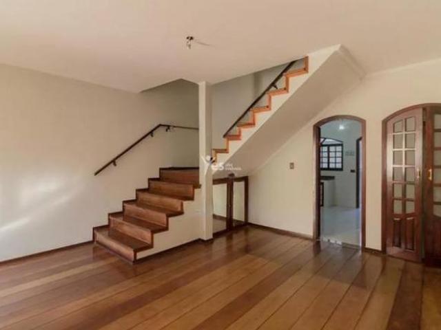Sobrado semi mobiliado a venda em Santo André, Parque Jaçatuba 175m² de Área C