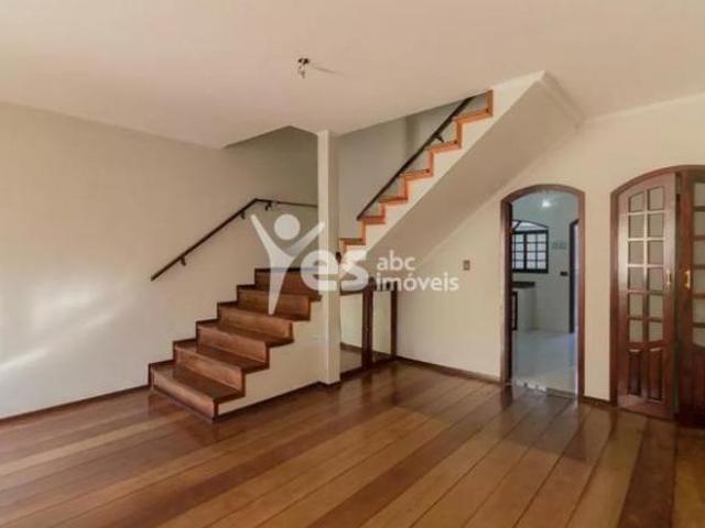 Sobrado semi mobiliado a venda em Santo André, Parque Jaçatuba 175m² de Área C