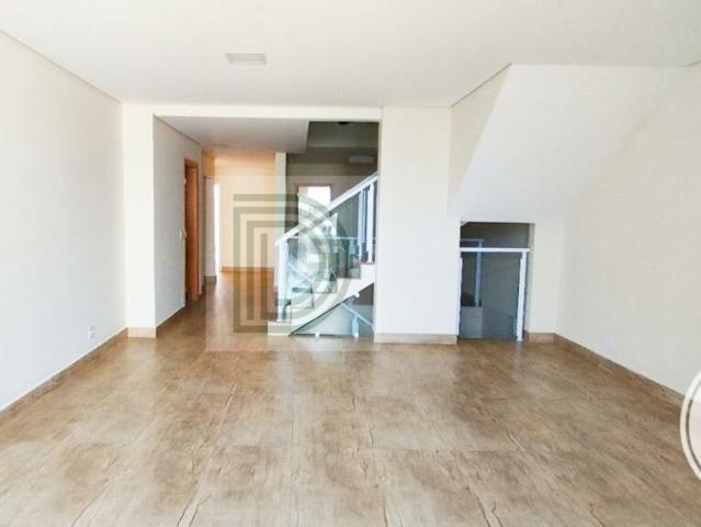 Sobrado semi novo no Jaguaré 3 suítes, área gourmet e vista para o Parque Villa Lobos