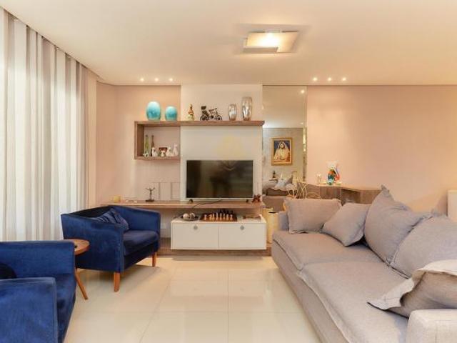 Sobrado SEMIMOBILIADO com 4 quartos à venda, 205 m2, SANTO INÁCIO, CURITIBA PR