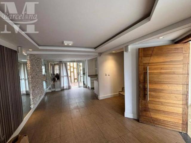 SOBRADO SEMINÁRIO – 3 QUARTOS SENDO 2 SUÍTES ÁTICO – ÁREA GOURMET CHURRASQUEIRA