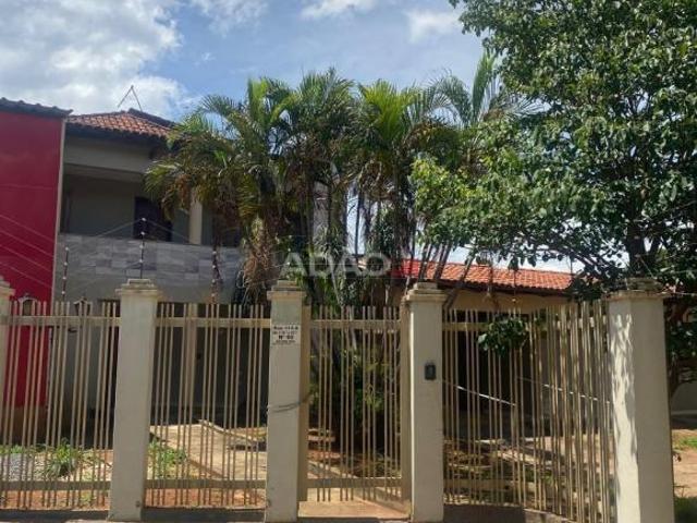 SOBRADO SETOR SUL Sobrado com 4 Quarto s por R$ 3000000.00 no setor Setor Sul AU35240
