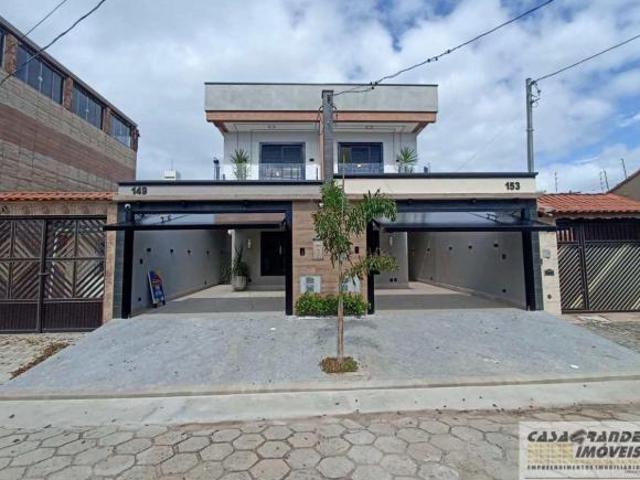 Sobrado, situado no bairro Maracanã, possuindo 03 dormitórios, sendo 03 suíte