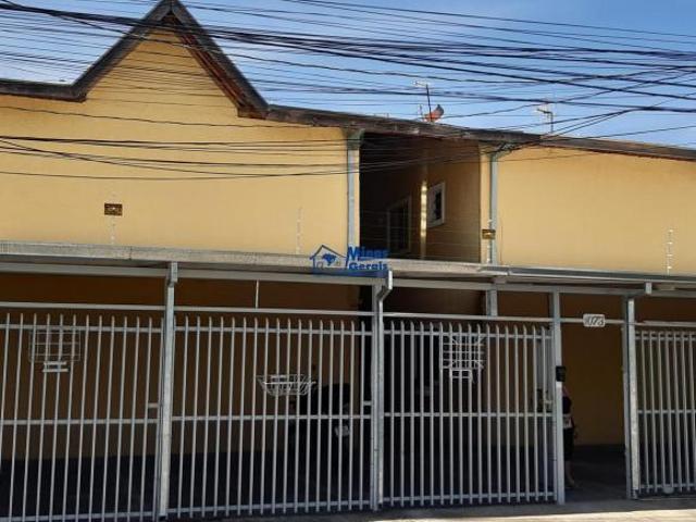 SOBRADO TIPO VILLÁGIO BEM ACONCHEGANTE EM FRENTE Á LINHA VERDE NO BAIRRO JD.VALE DO DOL !