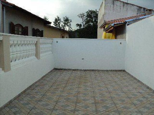 Sobrado tres dormitórios, com edícula Bairro Itapema