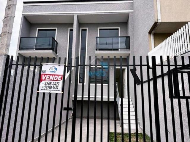 Sobrado, três quartos, sala, edicula com churrasqueira, ótima localização
