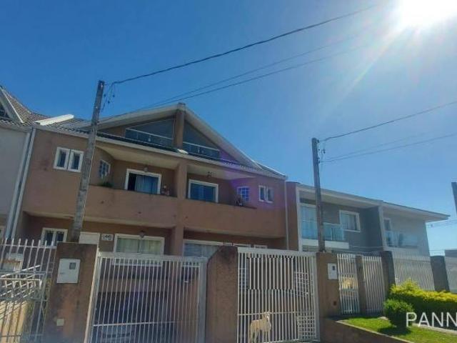 Sobrado tripex 3 quartos com suíte à venda no Bairro Alto em Curitiba/PR