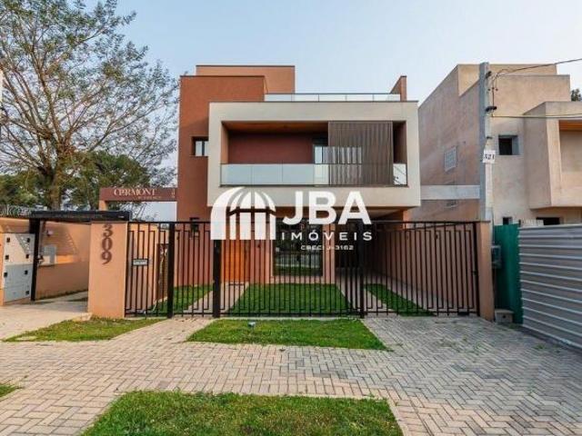 SOBRADO TRIPEX CONDOMINIO FECHADO NO AHU 3 SUITES 2 VAGAS C/ 127 M2