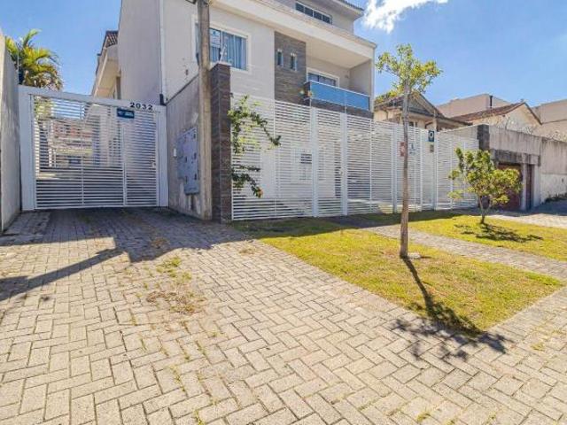Sobrado Triplex 3 quartos 124m² 4 quadras da Kennedy Coração do Guaira