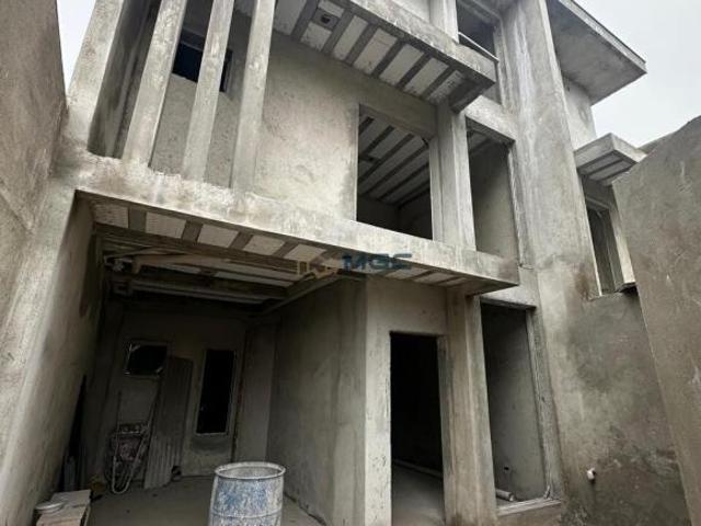 Sobrado Triplex