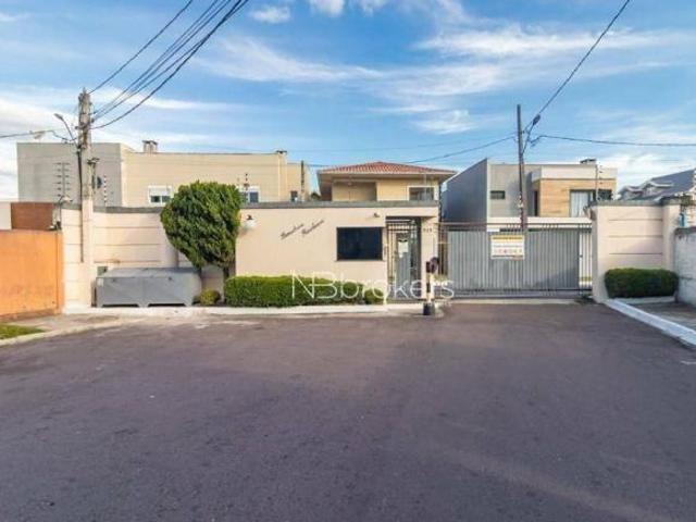 SOBRADO TRIPLEX 180 METROS 4 QUARTOS 2 SUITES