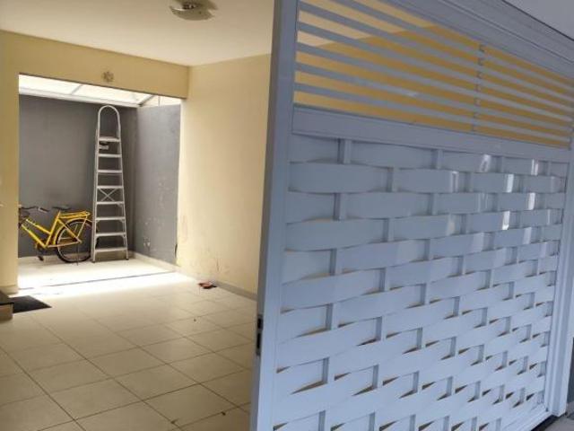 Sobrado Triplex 2 Dormitórios ótima localização Vicente de Carvalho/Guarujá