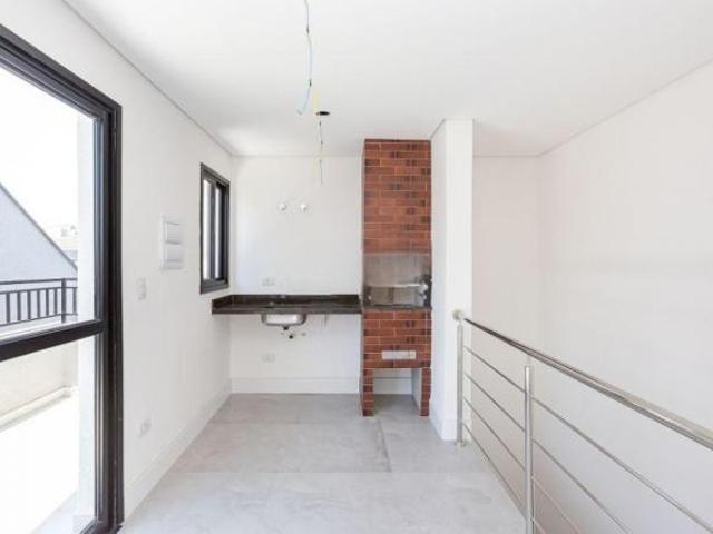 Sobrado triplex com ático goumet 3 quartos sendo 1 suíte Xaxim