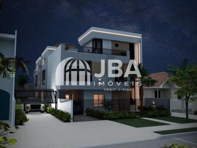 SOBRADO TRIPLEX COM TERRAÇO COM ÁREA TOTAL DE 209M², PRÓXIMO AO CLUBE CURITIBANO