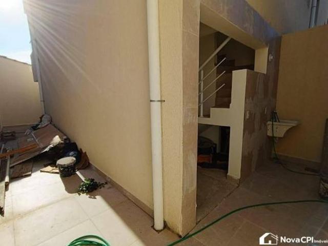 Sobrado Triplex com 2 Quartos na Mirim em Praia Grande/SP
