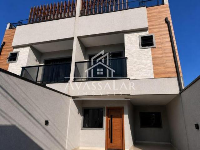 Sobrado tríplex com 3 dormitórios sendo 1 suíte à venda Umbará | Curitiba PR