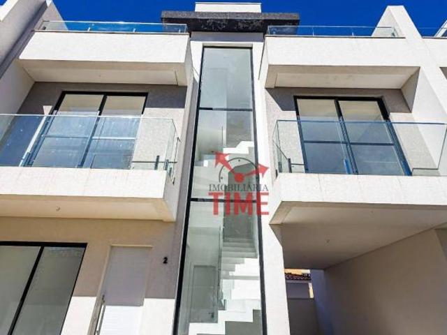 Sobrado Triplex com 3 quartos com 1 suíte à venda com 187 m² no Boa Vista