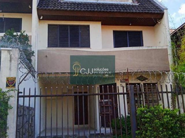 SOBRADO TRIPLEX COM 3 QUARTOS E 2 VAGAS À VENDA NO MERCÊS | CURITIBA/PR