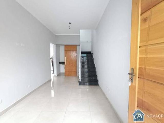Sobrado Triplex com 3 Quartos na Aviação em Praia Grande/SP