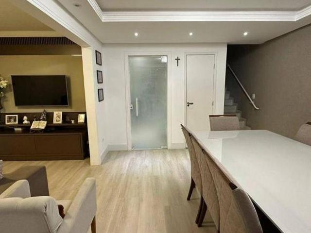 Sobrado Triplex com 4 Dormitórios, 140 m², à venda por R$ 680.000 Sítio Cercado, Curitiba PR