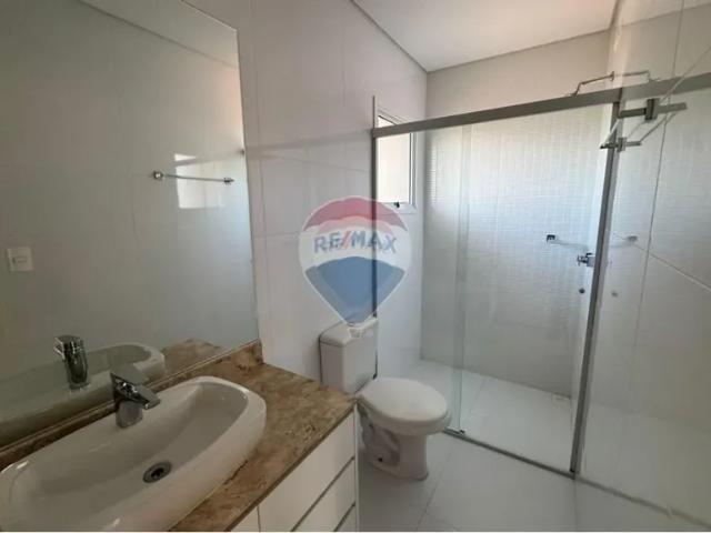 Sobrado Triplex, Condomínio Fechado, 3 dorms suíte, Santa Felicidade