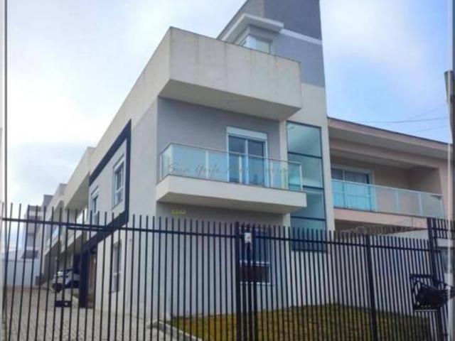 Sobrado Triplex conservado no Bairro Alto! Imóvel