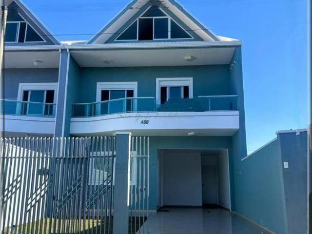 SOBRADO TRIPLEX CONTENDO SUÍTE MASTER COM BANHEIRA
