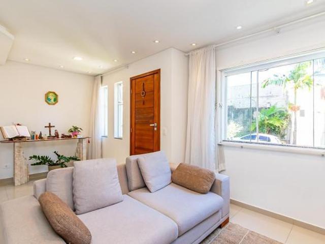 Sobrado Triplex Campo Comprido!
