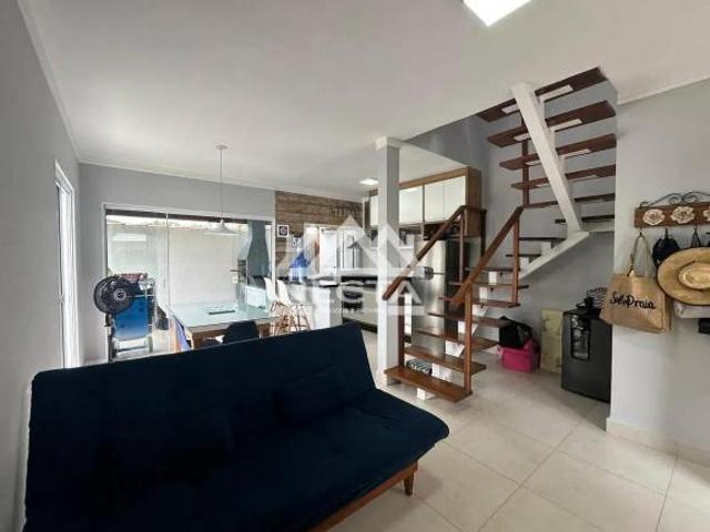 Sobrado Triplex à Venda, 2 Suítes, 2 Vagas, 183m², MASSAGUAÇU, CARAGUATATUBA SP