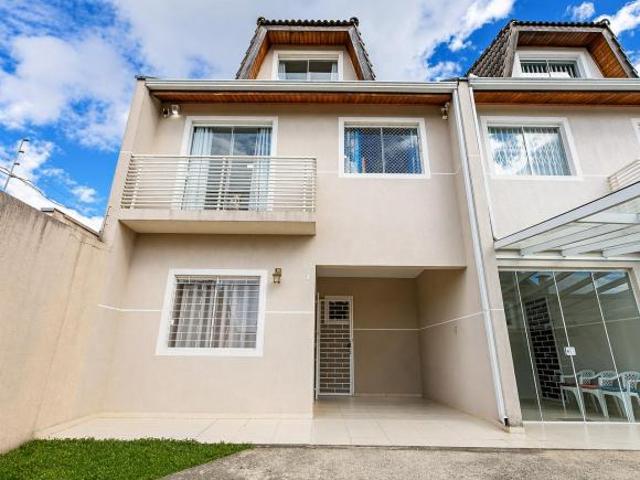 Sobrado Triplex à venda, 3 quartos, 1 suíte, 2 vagas, 118m², Abranches, Curitiba, Paraná