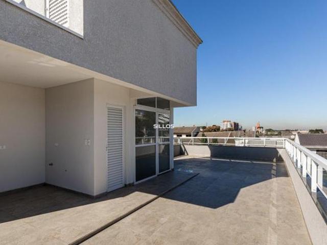 Sobrado Triplex à venda com 3 quartos no Portão em Curitiba