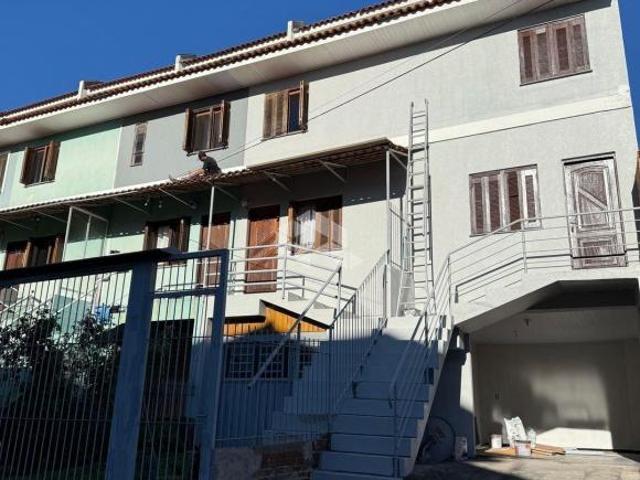 Sobrado triplex à venda no bairro Presidente Vargas, Caxias do Sul/RS