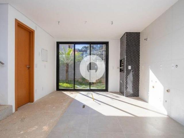 SOBRADO TRIPLEX À VENDA NO SANTA CÂNDIDA, 3 QUARTOS EM CONDOMÍNIO FECHADO